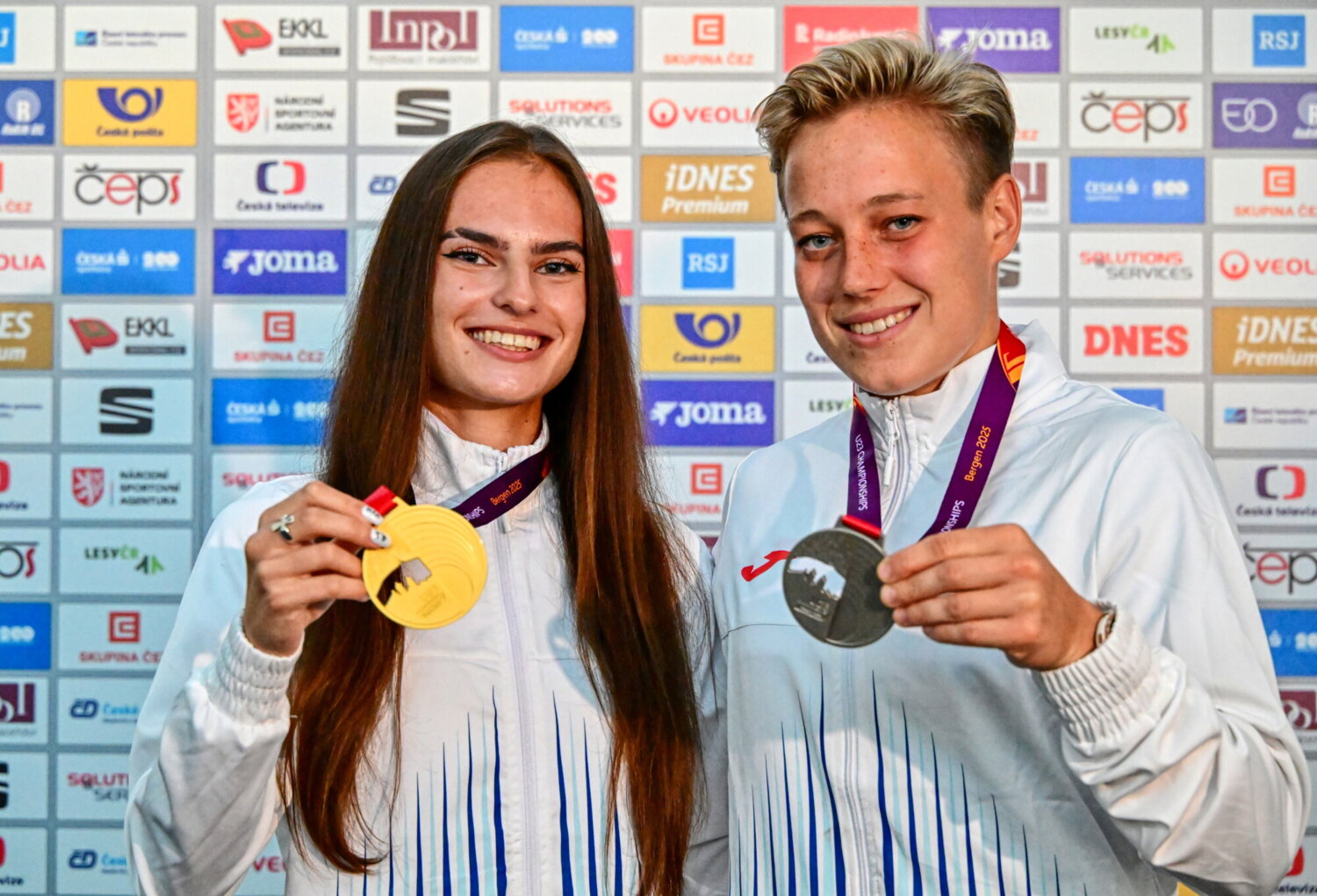 Dvě bergenské medailistky jsou doma, třetí pokračuje na univerziádu ...